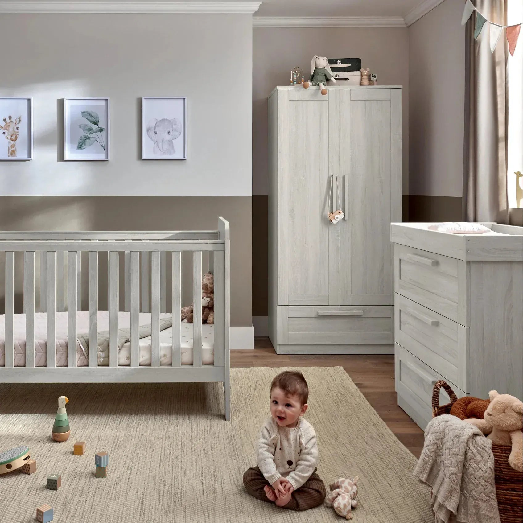 Mamas & Papas Atlas 4pc Nursery Furniture Set | Cot Bed, Wardrobe ...